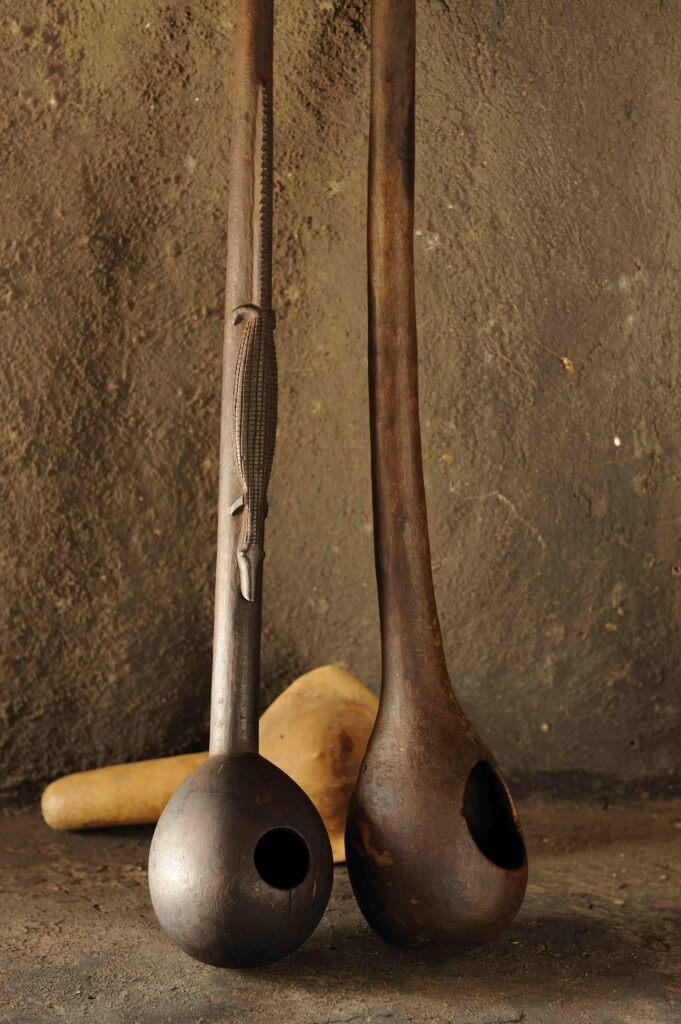 A Journey into the World of Zimbabwe Art, Symbolism and Meaning ...